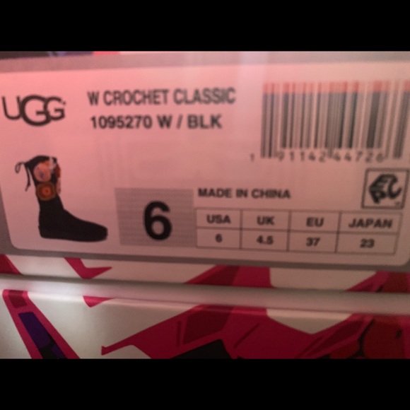 UGG | Shoes | Tread Lite By Ugg Crochet Classic Black Flower | Poshmark